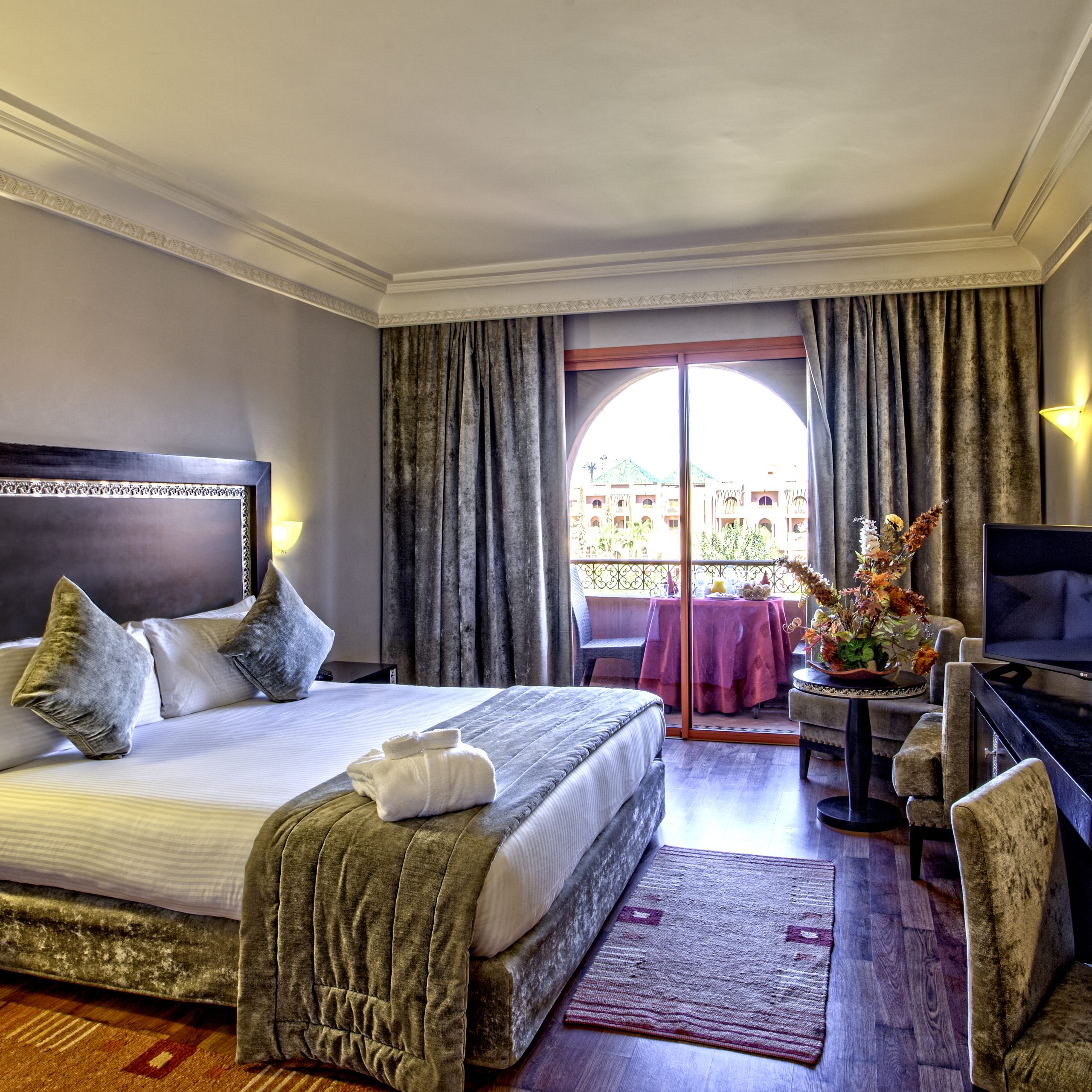 Standard Single Room – Palm Plaza Hotel & Spa